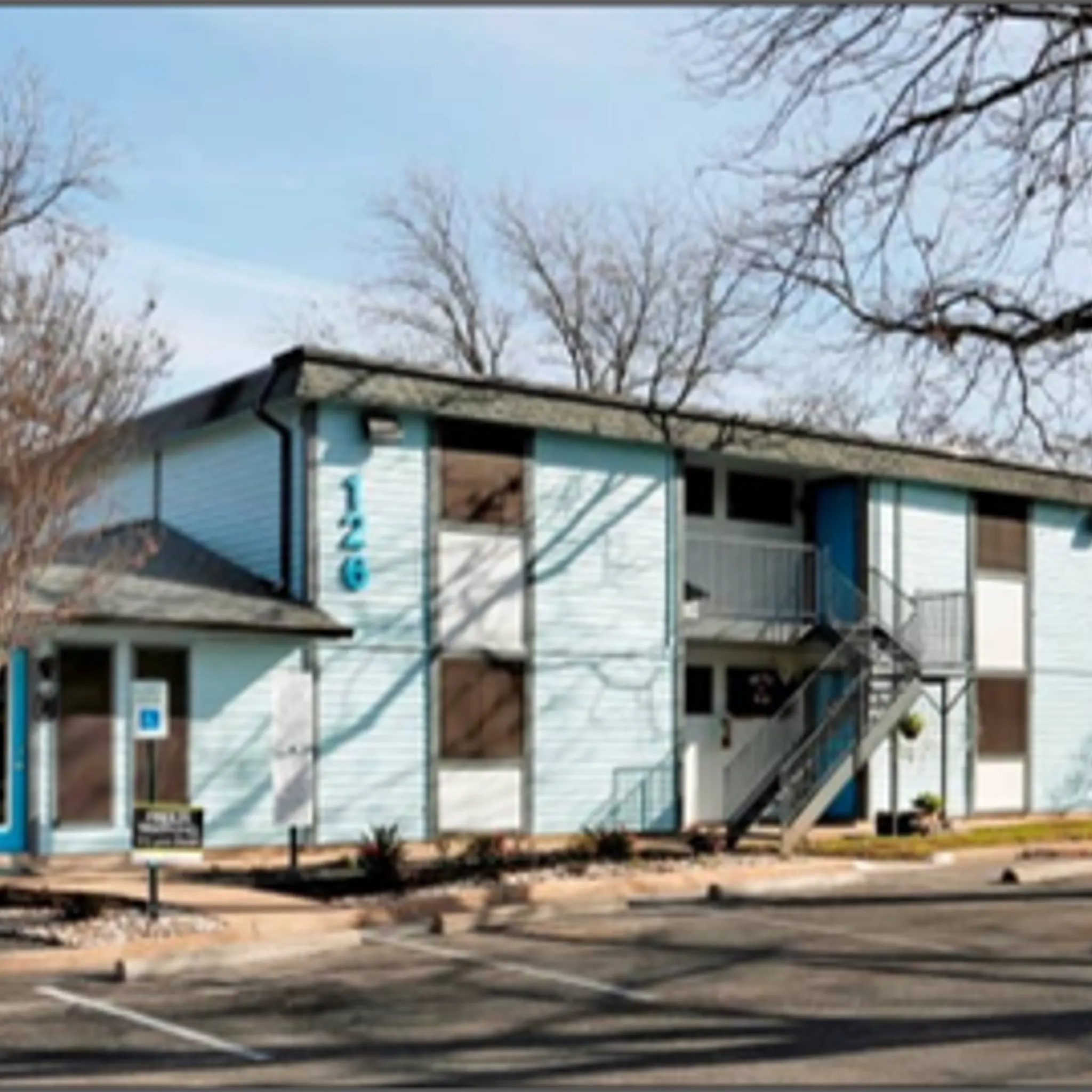 Home | Alma Soco & Alma Woodward